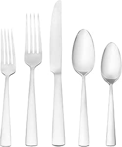 Amazon.com: Oneida 20 Piece Everyday Nocha 20PC Flatware Set, Service for 4, Silver : Everything ...