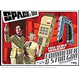 Amazon.com: MPC Space: 1999 Hawk Mk IX 1:72 Scale Model Kit (MPC881 ...