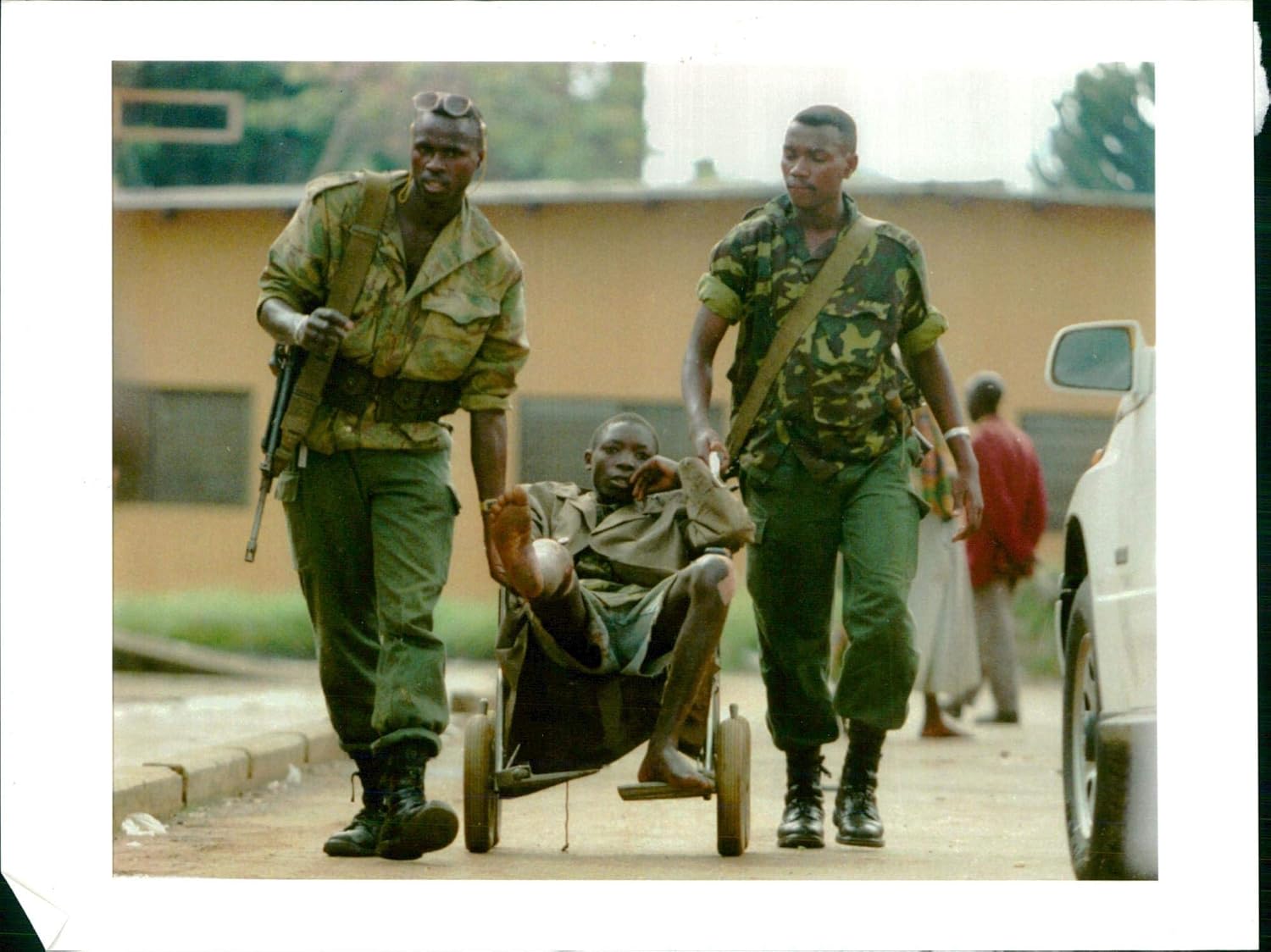Amazon.com: Vintage photo of rwanda war.rwandan government soldier ...