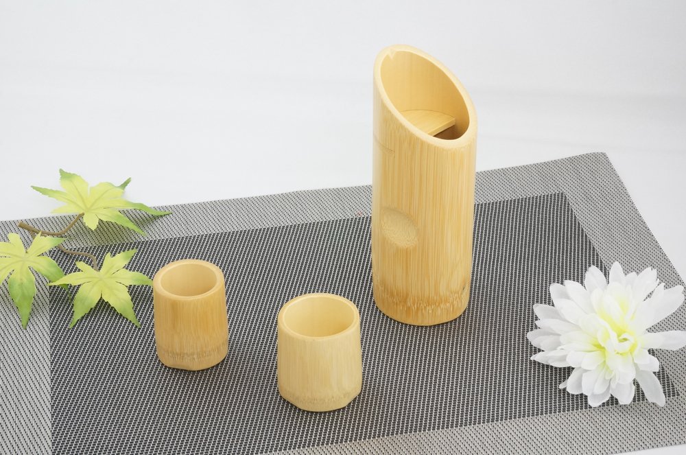 Amazon.com | Japanese White Bamboo Sake Set 6.1fl oz (180ml) Bottle and ...