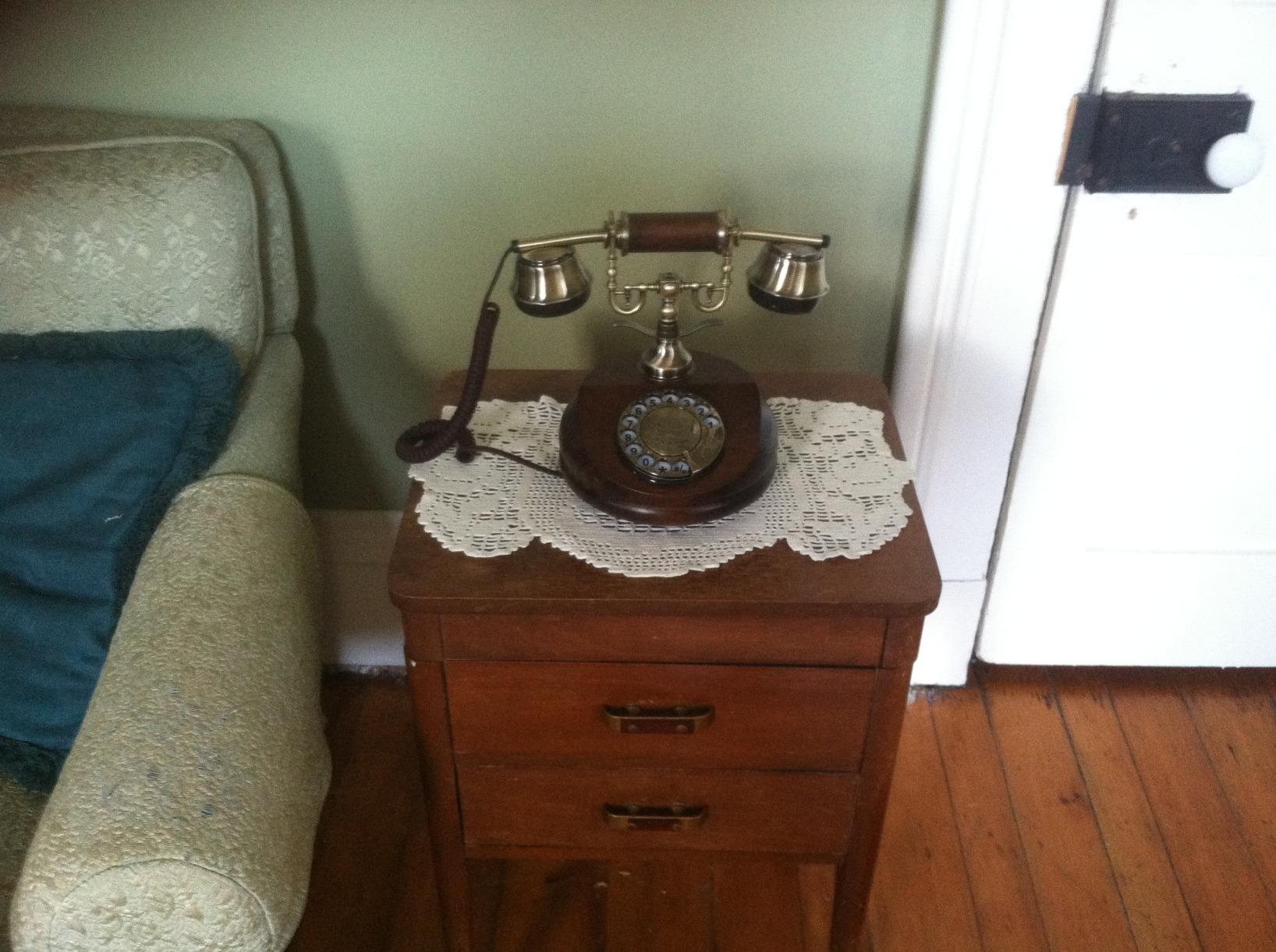 $28/mo - Finance Opis 1921 Cable Model E: The Massive Antique Style ...