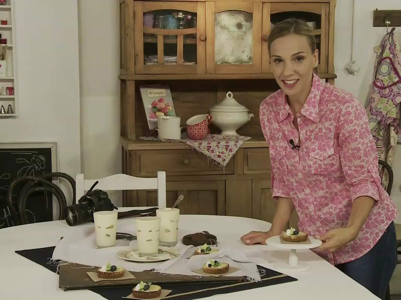 Watch REPOSTERÍA CON VIRGINIA SAR | Prime Video