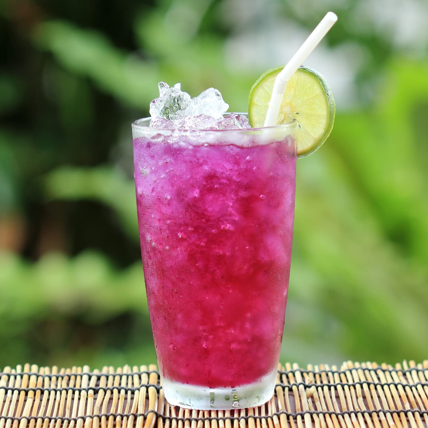 Mua Fanta Fruit Flavored Soft Drink - Pineapple, Orange, Strawberry ...