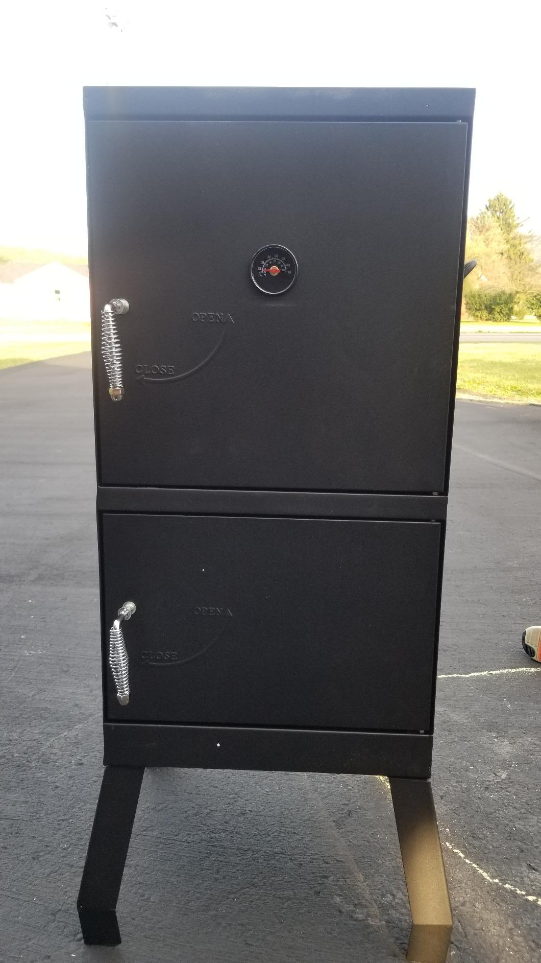 $28/mo - Finance Giantex Outdoor Smoker with Double Doors, 2 Detachable ...
