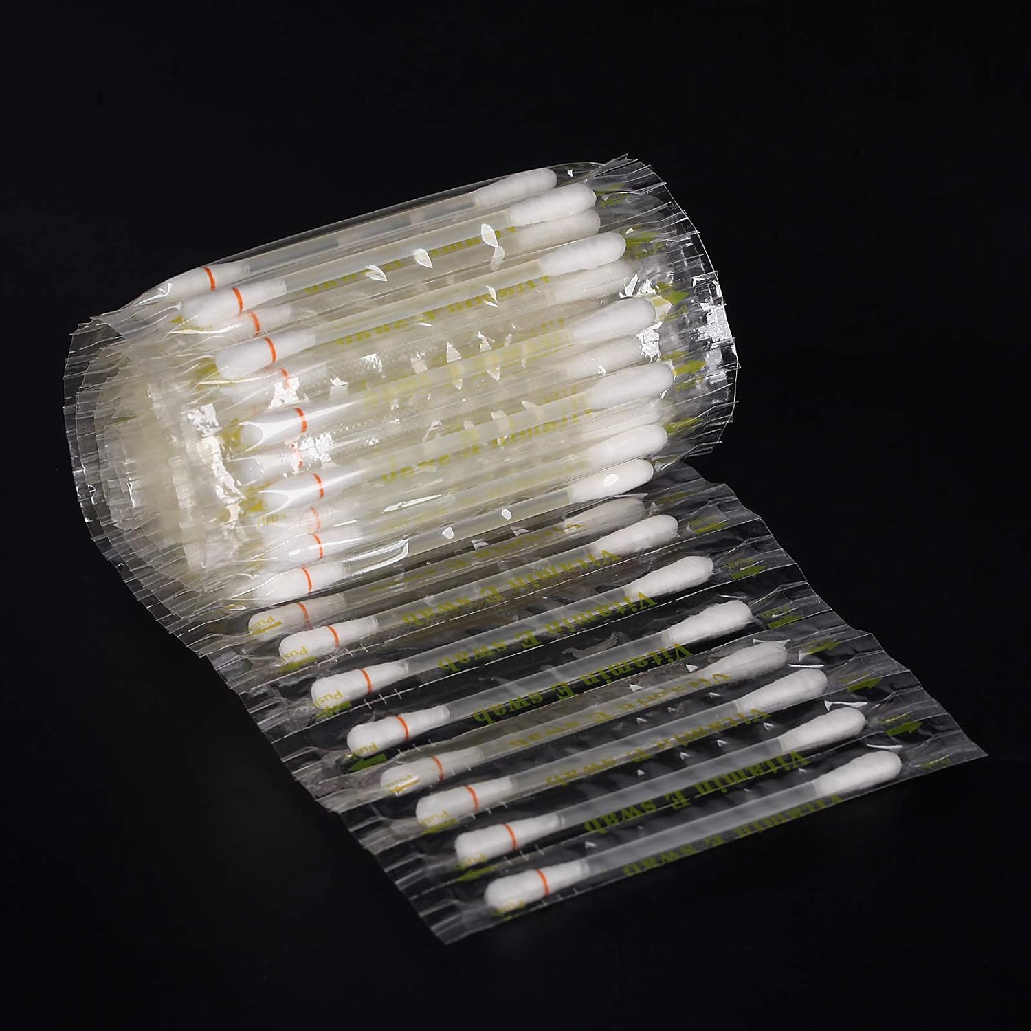 Amazon.com : 100Pcs Vitamin E Lips Oil Cotton Swabs Disposable VE Oil Q ...