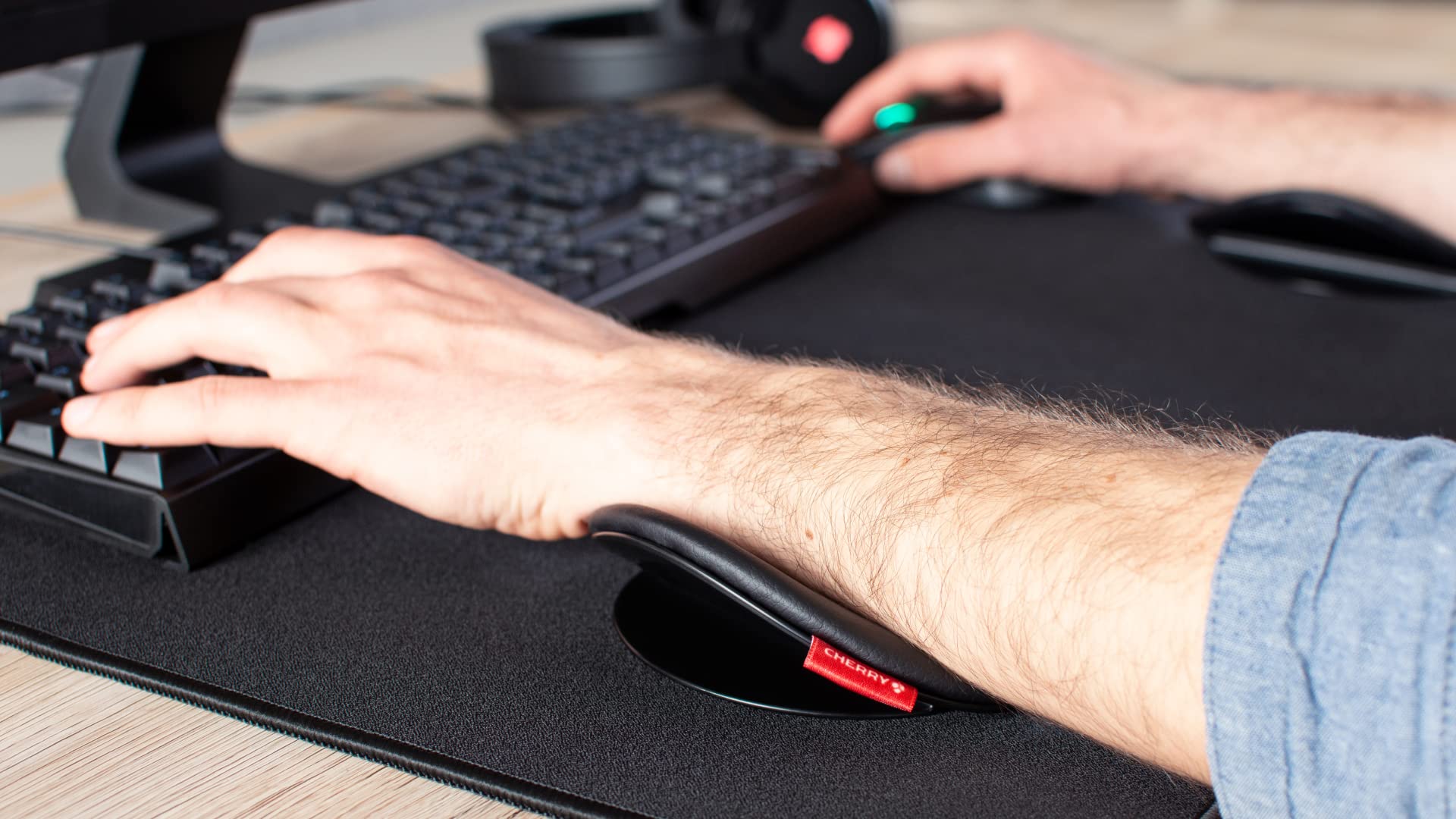Mua SLIDEPAD Ergo Sliding armrest to Improve ergonomics at The ...