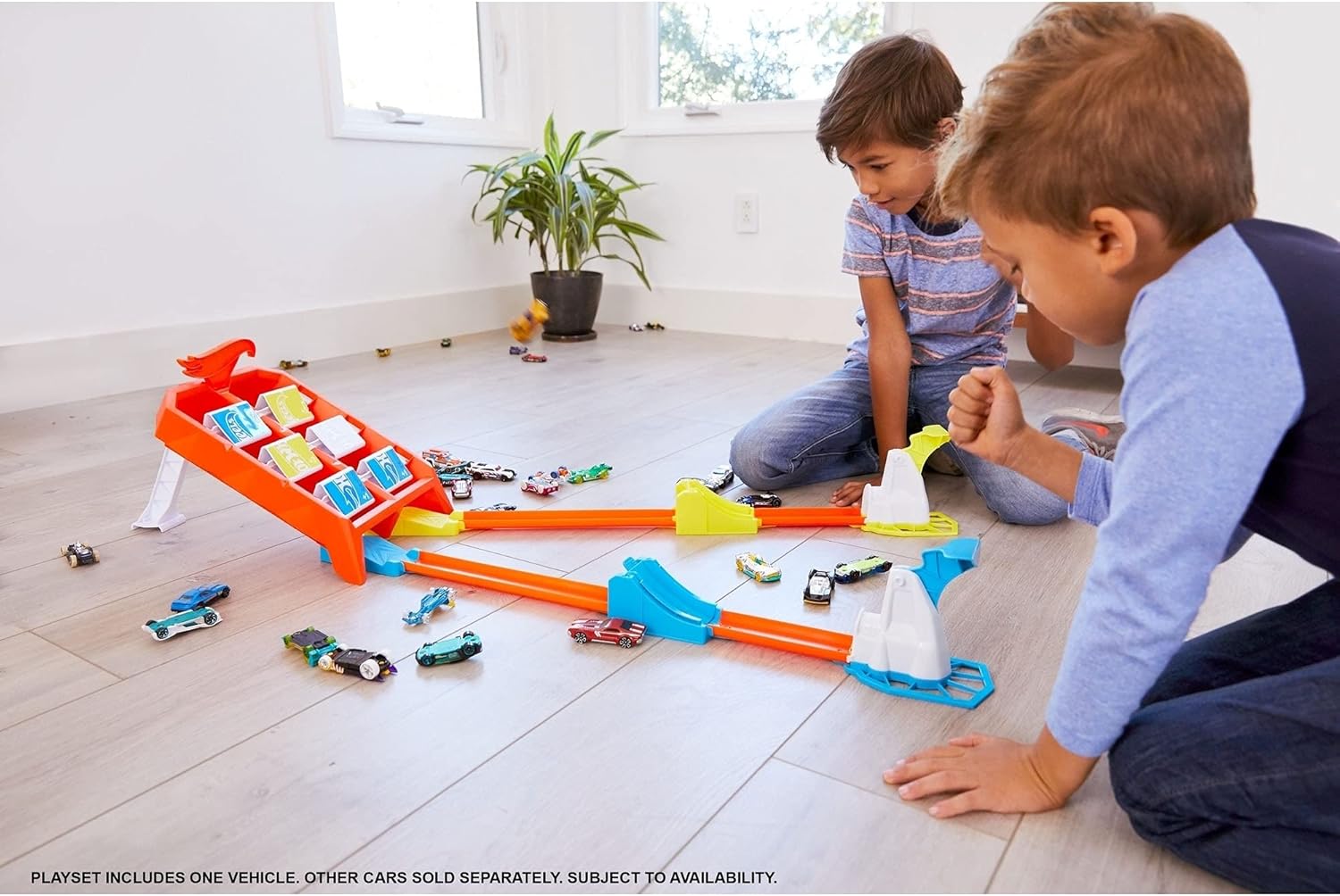 Hot Wheels Launch Across Challenger Playset - Kids Paradise