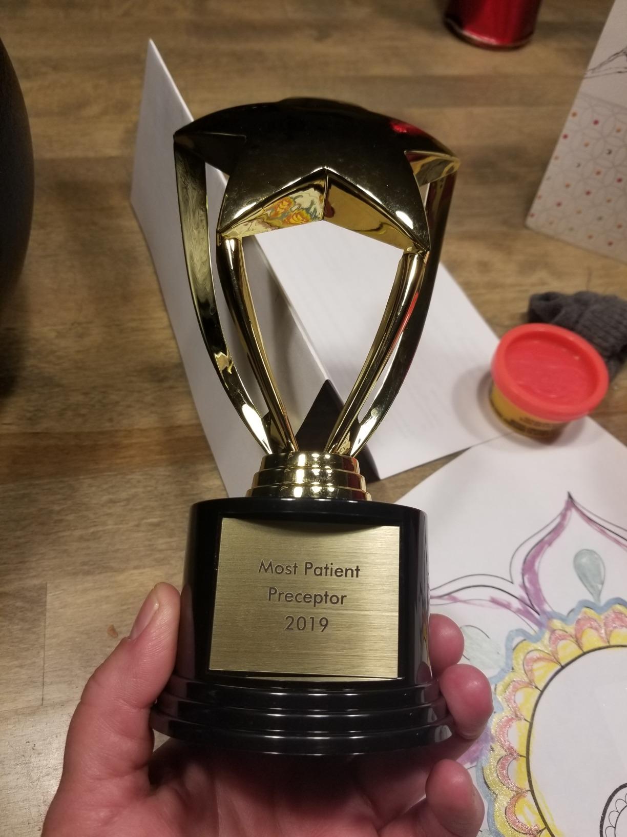 $5/mo - Finance Crown Awards Gold Star Trophies with Custom Engraving ...