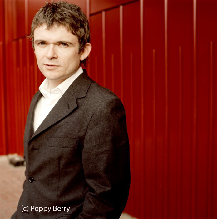 John Dickie - Alle Hörbücher bei Audible.de