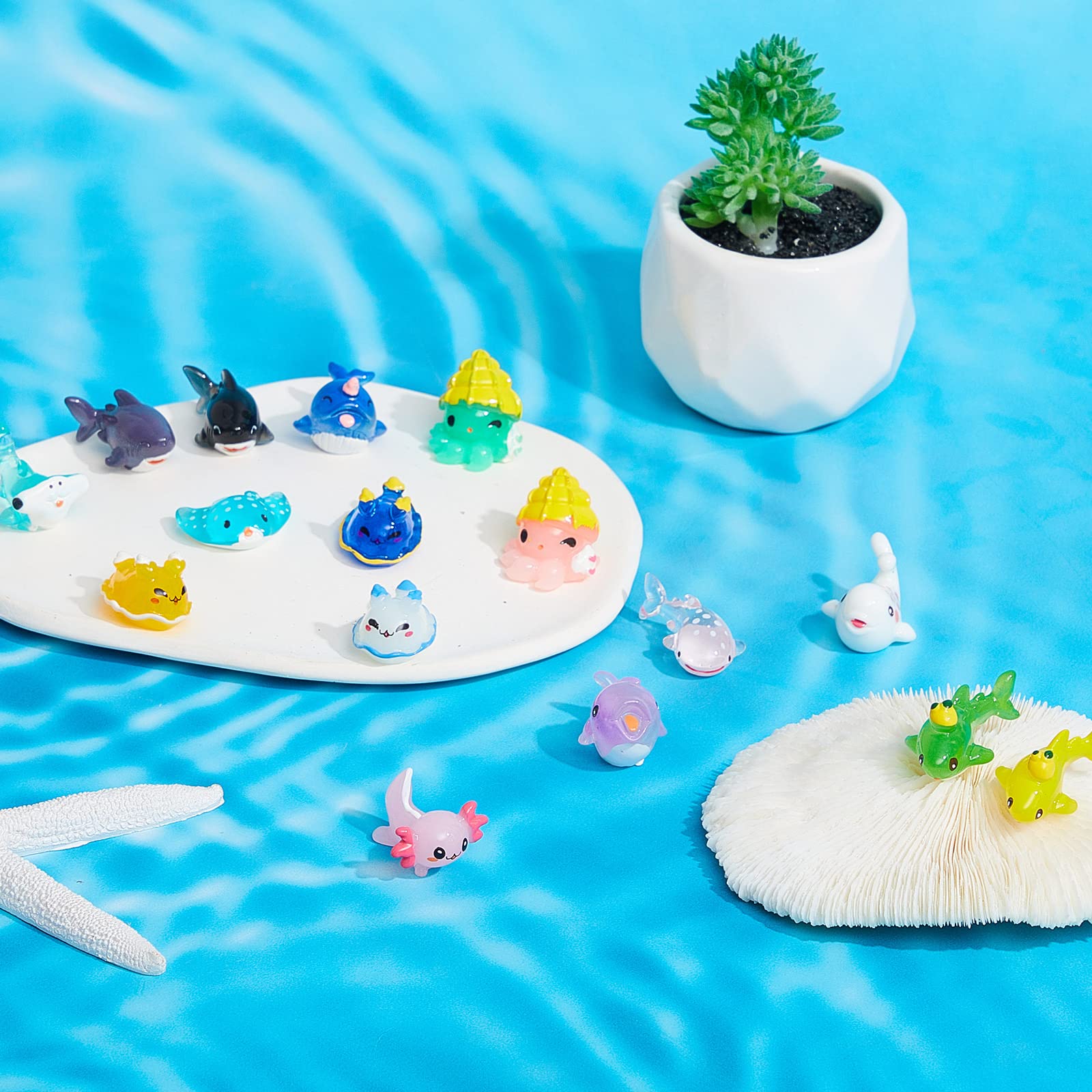Mua Mini Ocean Resin Animals Tiny Resin Axolotl Animals Figurines ...