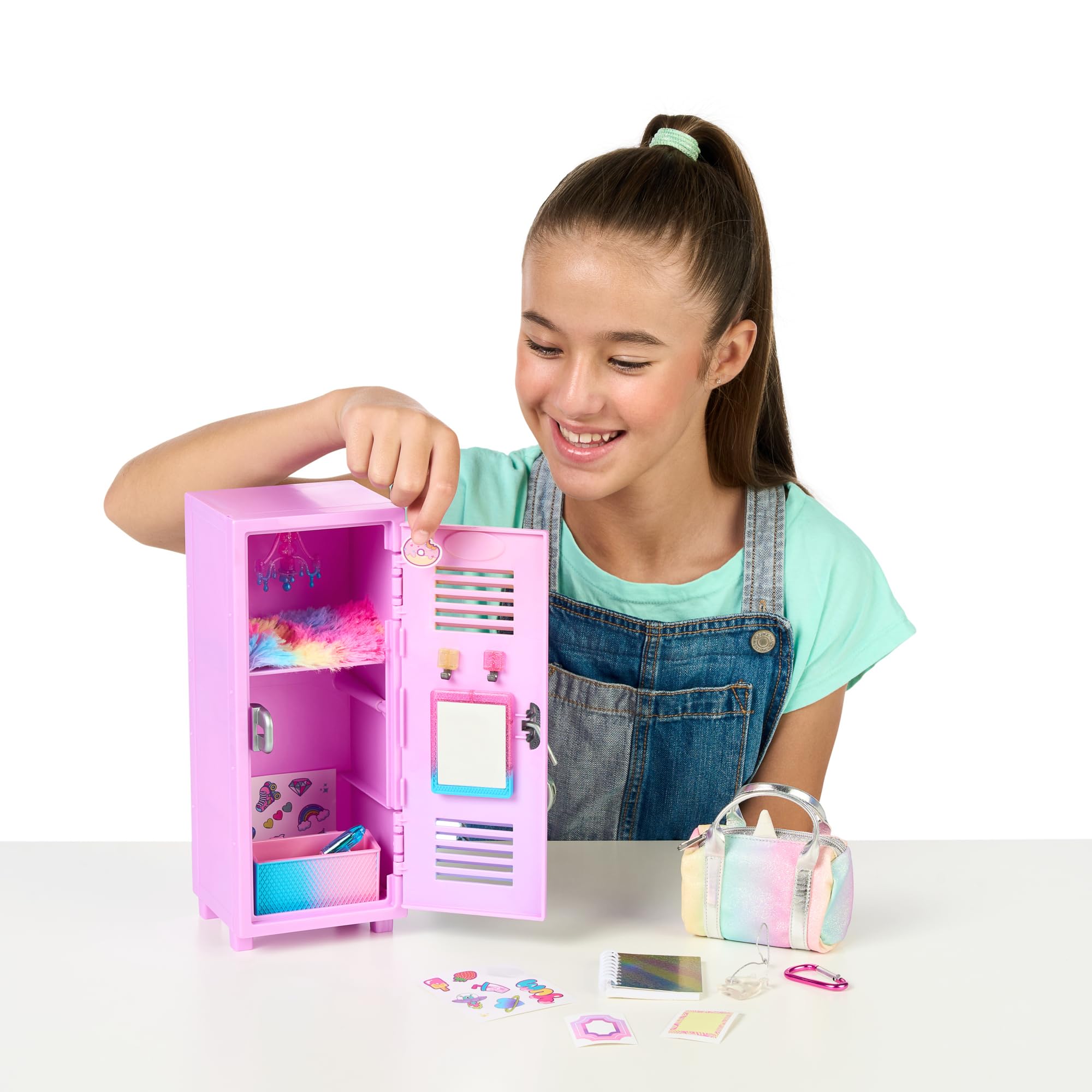 Mua REAL LITTLES My Rainbow Collection, Roller Case, Fridge and Locker ...