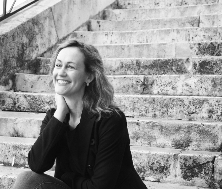 Amy Thomas – Audio Books, Best Sellers, Author Bio | Audible.com