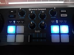 Hercules DJControl Compact - Contrôleur DJ Compact et Portatif: Amazon ...