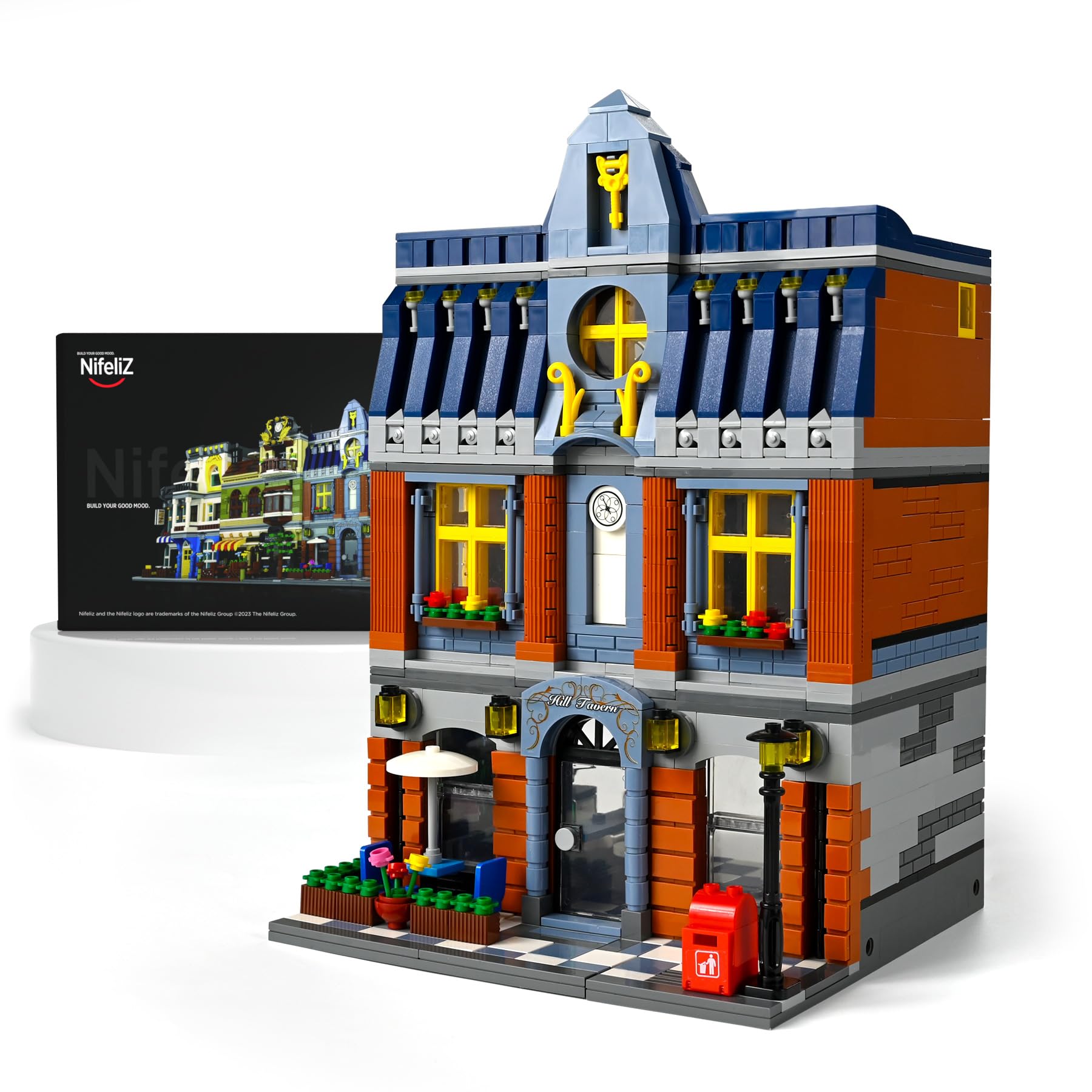 Mua Nifeliz Hill Tavern, 3-Story Tavern Building Kit, Delightful Tavern ...