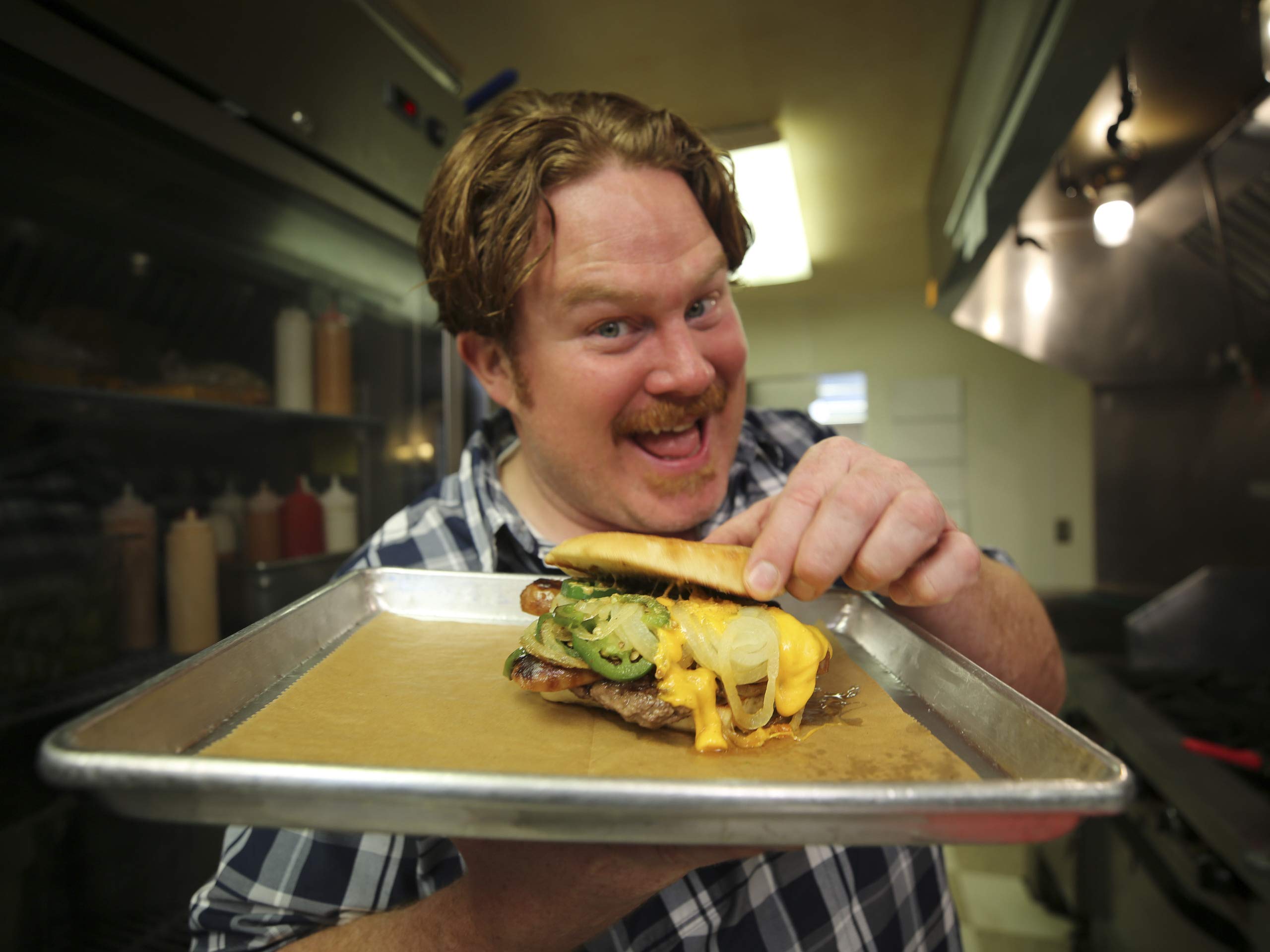 Watch Man v. Food, Season 6 | Prime Video