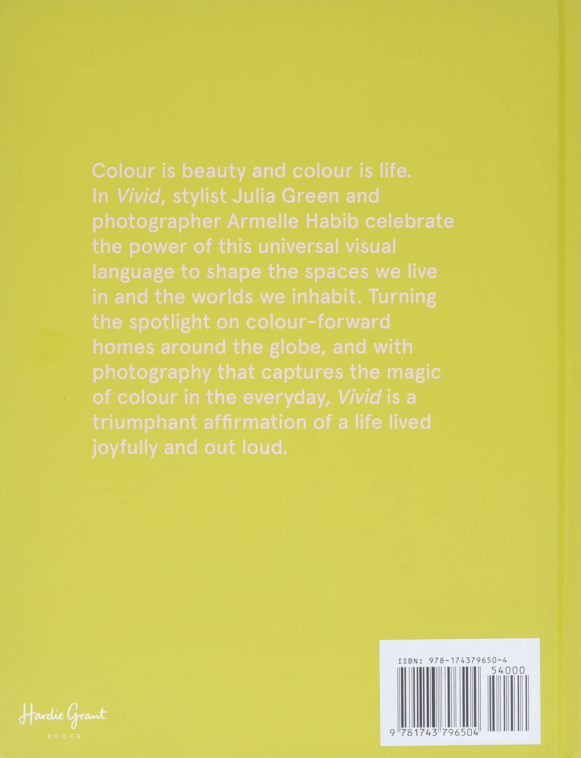 Mua Vivid: Style in Color Vivid: Style in Color Hardcover trên Amazon ...