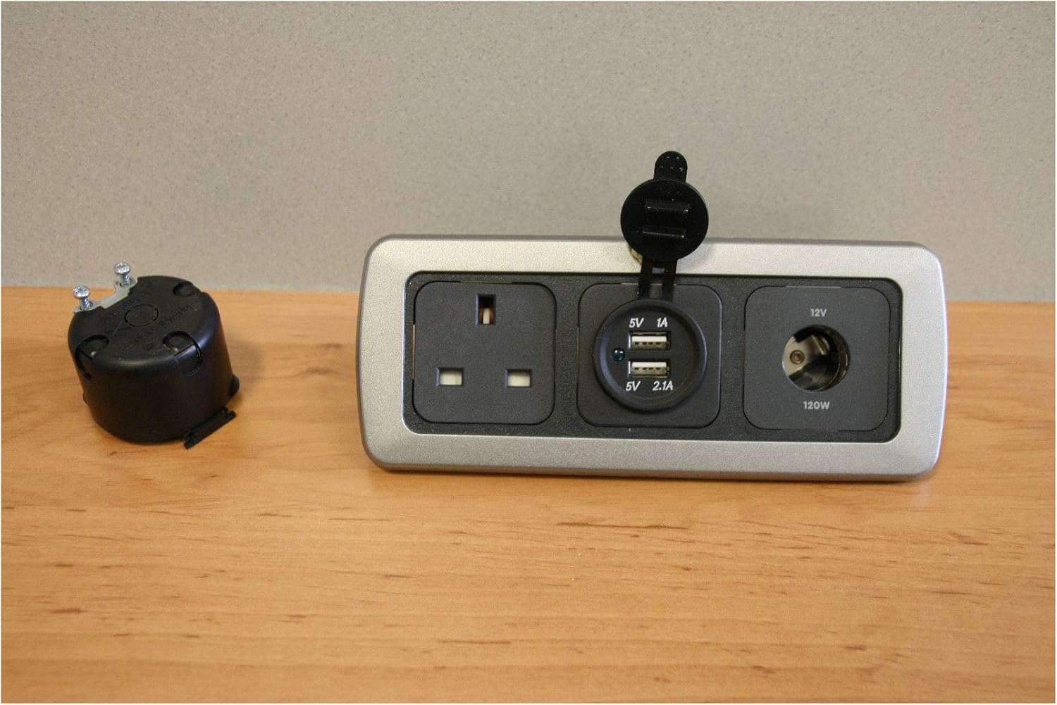 Flatline Silver Triple Surround - Support Frame - 240v Socket - Socket ...