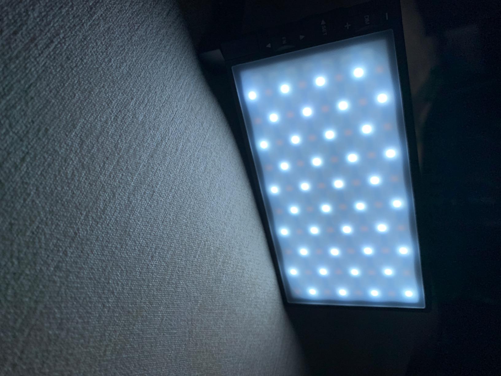 Full-color RGB fill light pocket light portable LED photography light ...