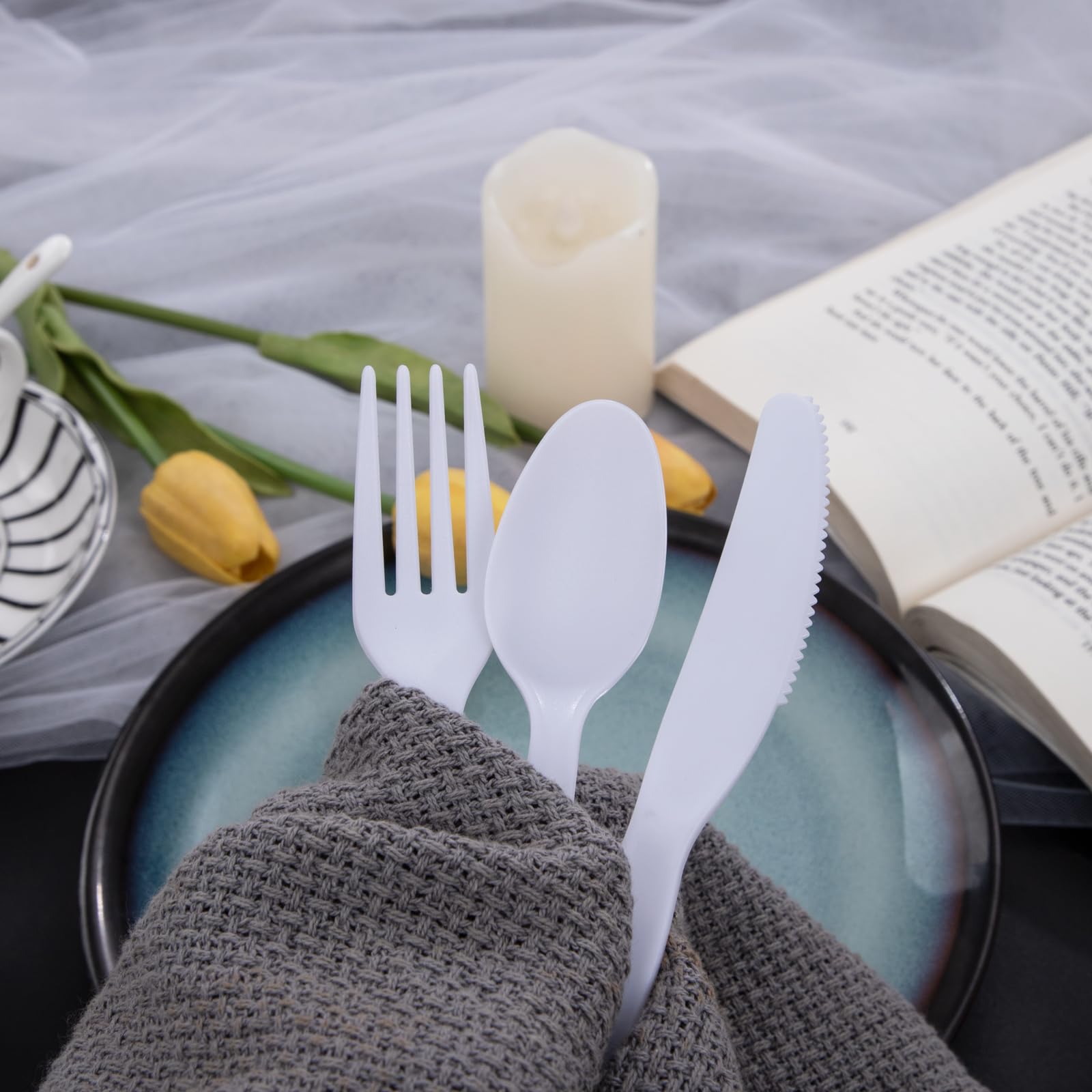 Rubtlamp 180Pcs Matt White Plastic Silverware, Disposable White ...