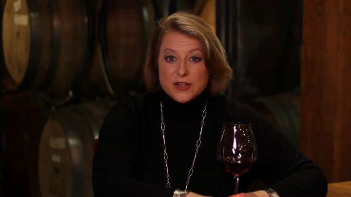 Amazon.com: A Discovery of Witches: A Novel (All Souls Trilogy ...