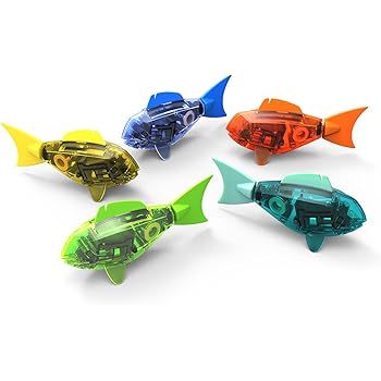Amazon.com: Robo Fish: Blue Electronic 3-Inch Clownfish by Zuru: Toys ...