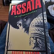 Assata: An Autobiography: Shakur, Assata, Davis, Angela: 9781556520747 ...