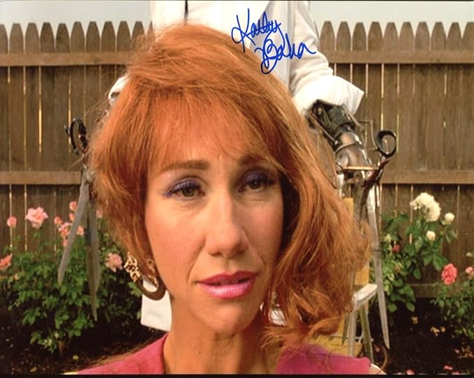 Kathy Baker Edward Scissorhands