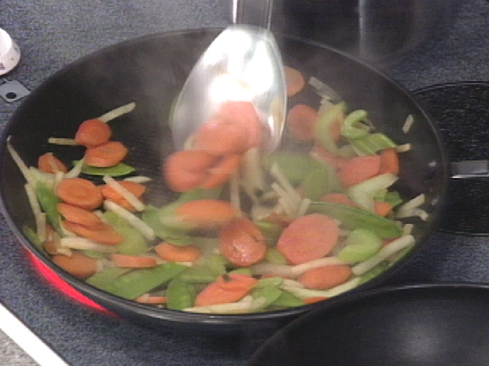 Amazon.co.jp: Graham Kerr's Kitchen : Graham Kerr, Jeff Gentes, John ...