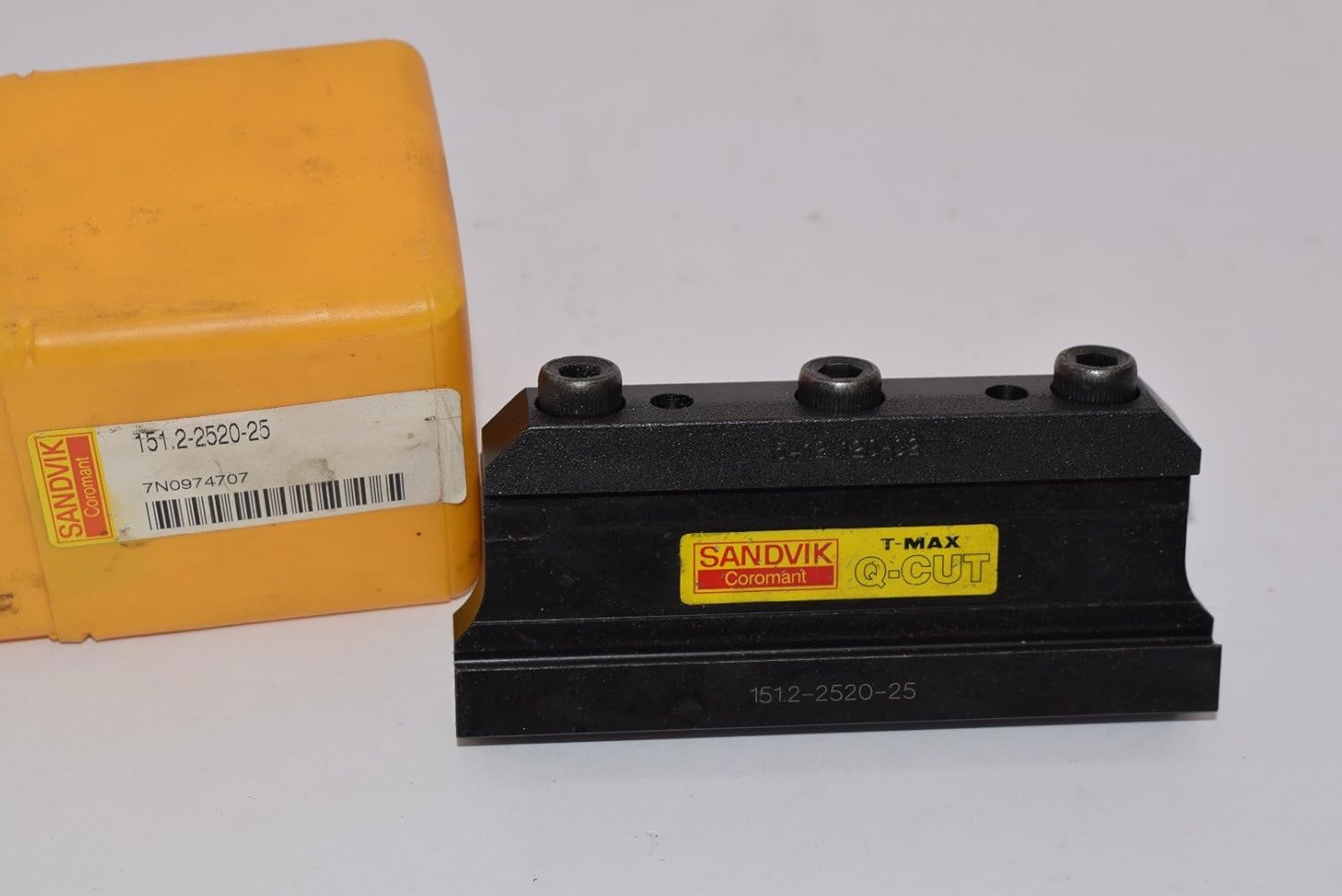 Sandvik Coromant 151.2-2520-25 Steel Tool block for blades Neutral Cut ...