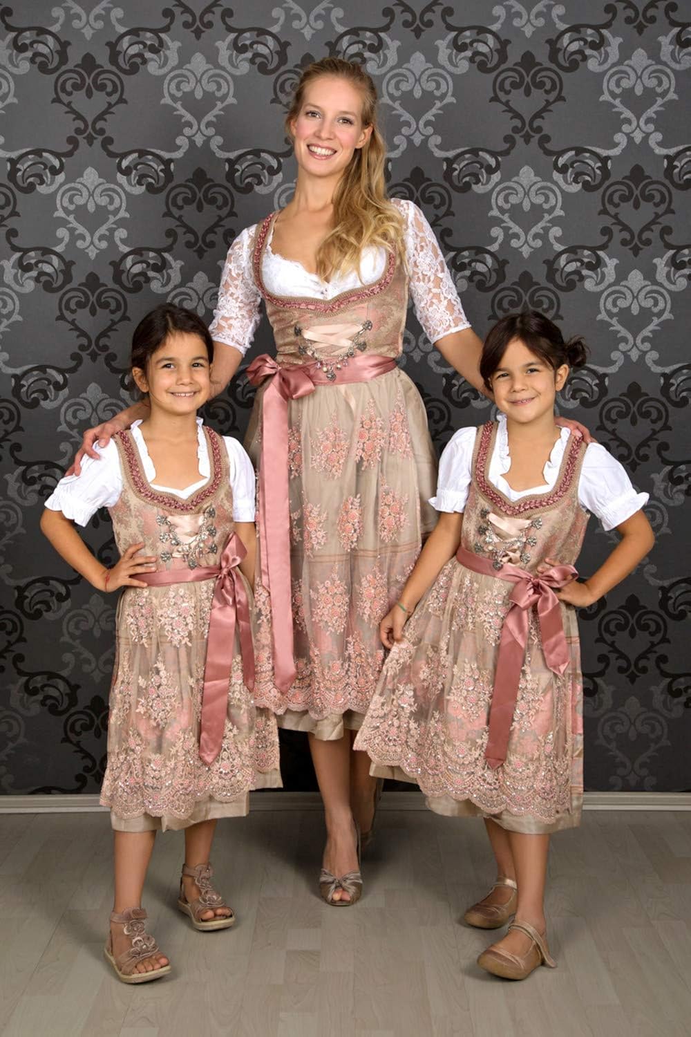 Edelnice Trachtenmode Kinder Dirndl Rosalie 3-TLG. inkl. Bluse, Schürze ...