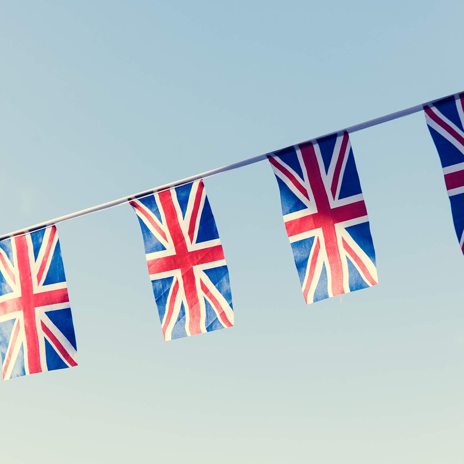 TRIXES 9M Union Jack Red White and Blue British Rectangular bunting for ...