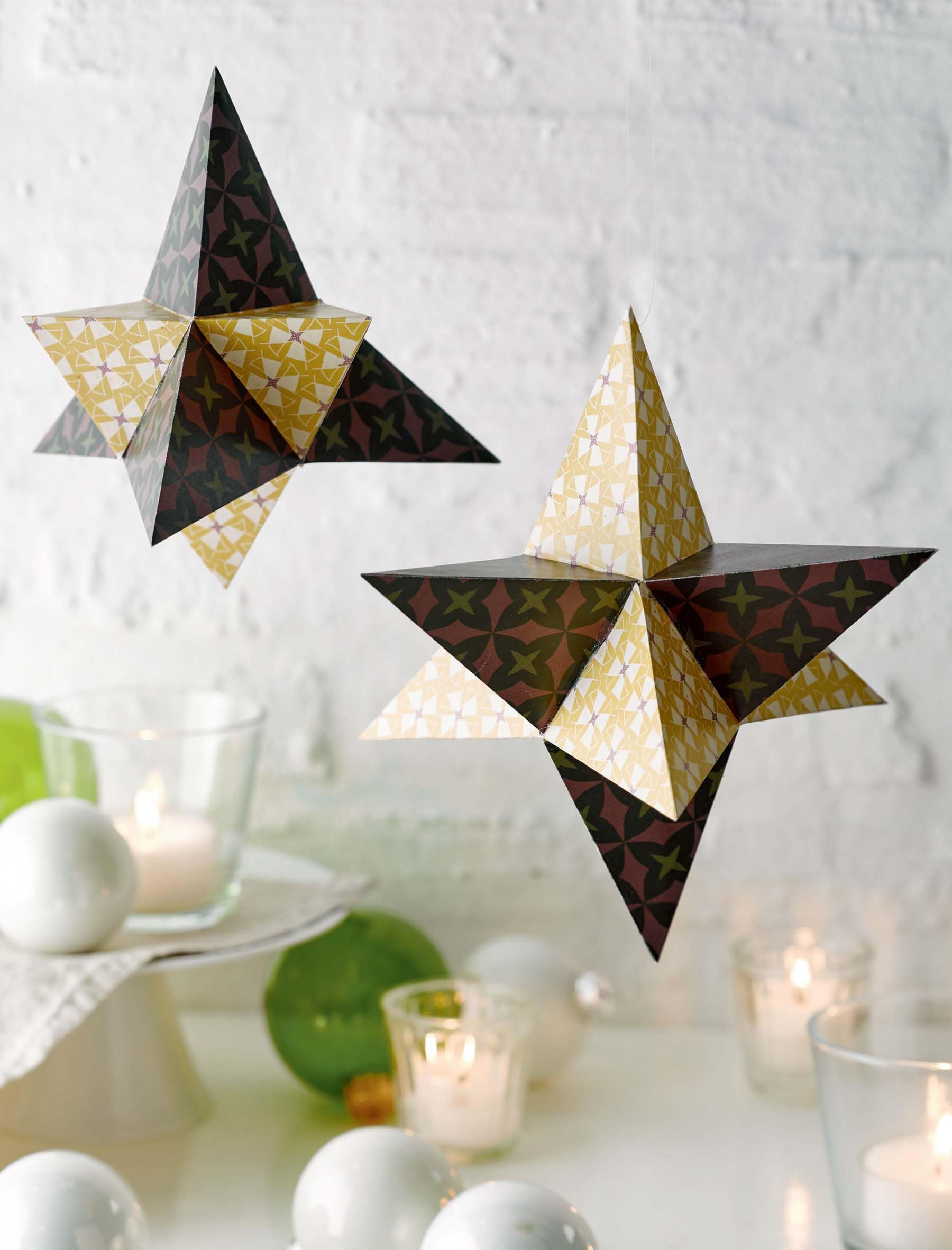 Mua Making Christmas Bright with Papercrafts: More Than 40 Festive ...