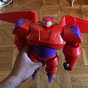 Amazon.com: Big Hero 6 41306 Flame Blast Flying Baymax, 10" Figure ...