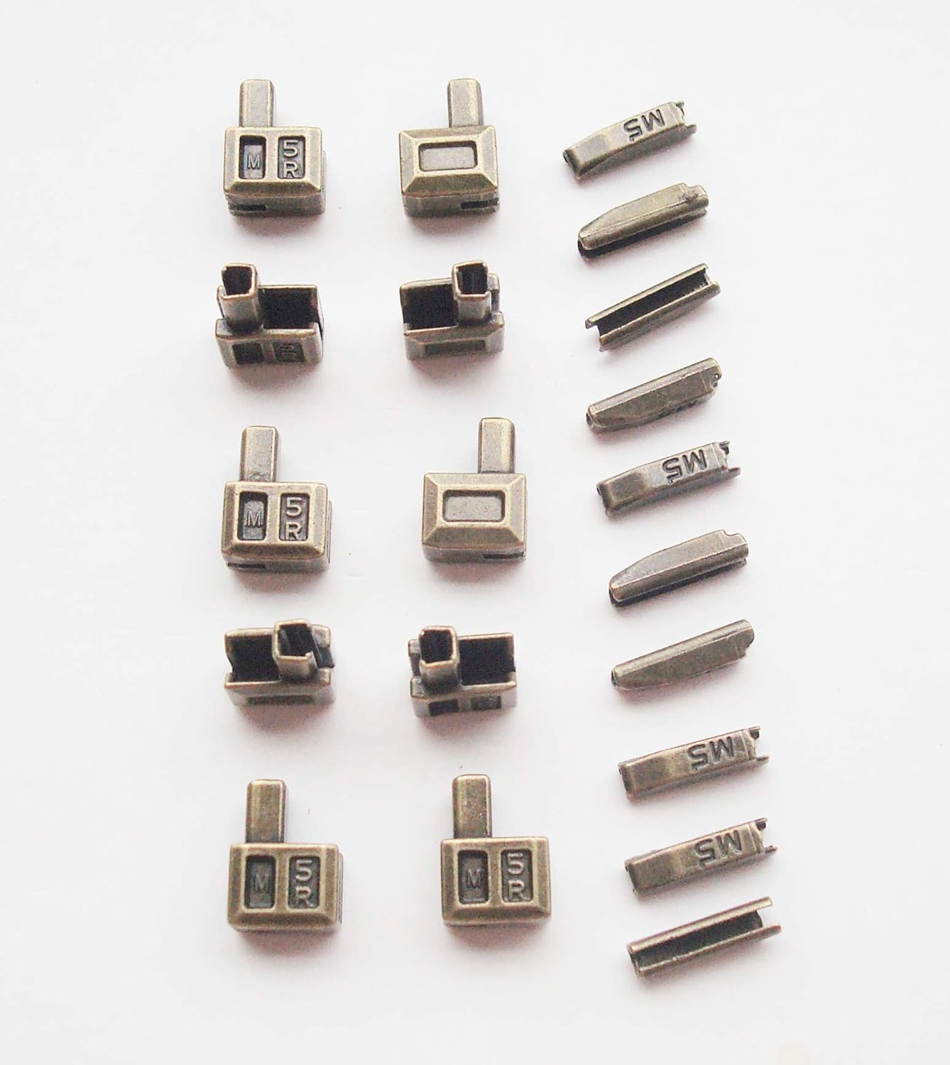 Amazon.com: 20 pcs #5 Metal Zipper Head Retainer Box Zipper Bottom ...