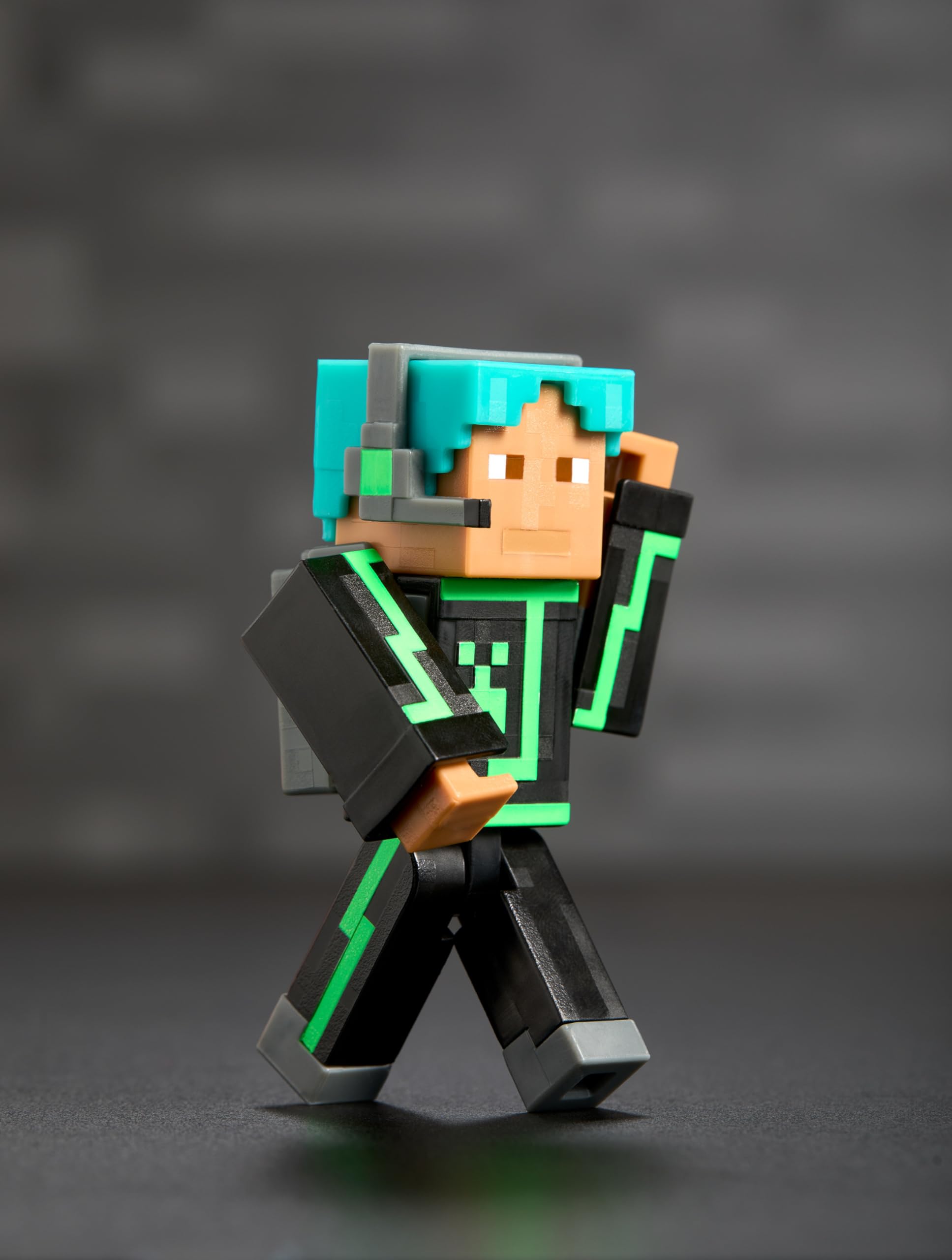 Mua Mattel Minecraft Creator Series Action Figure & Accessories, 3.25 ...