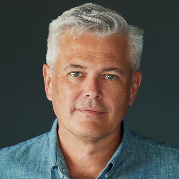 The Designer's Dictionary of Color: Amazon.it: Sean Adams, Jessica ...