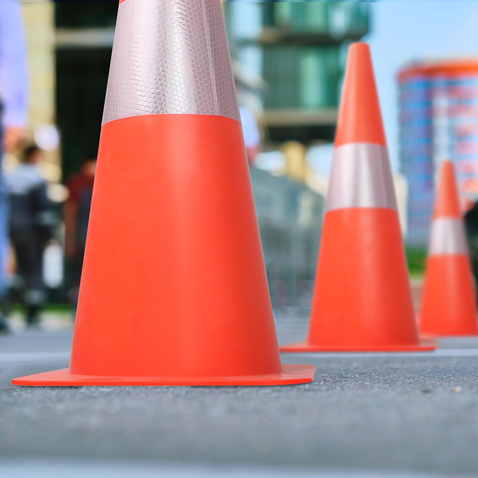 Mua 18 Inch Traffic Safety Cones with Reflective Collars,Orange Hazard ...