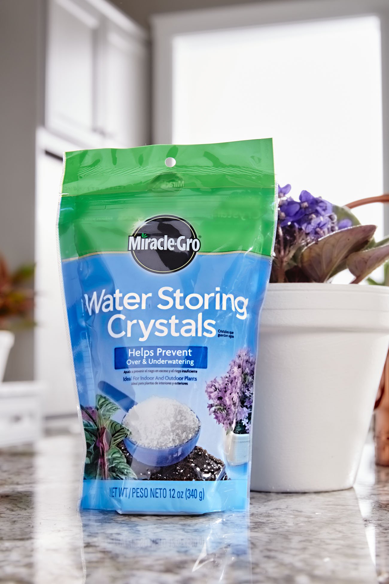 Mua Miracle-Gro Water Storing Crystals, Helps Prevent Over and ...