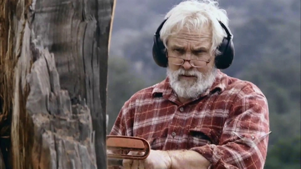 Watch Saw Dogs& Furry Creek Golf Course on Amazon Live