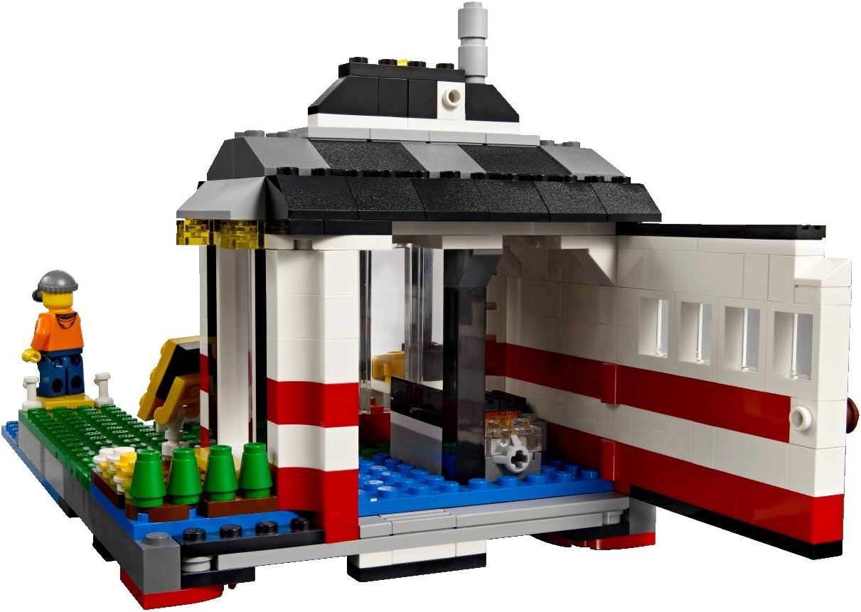 LEGO Creator Lighthouse Island – BigaMart