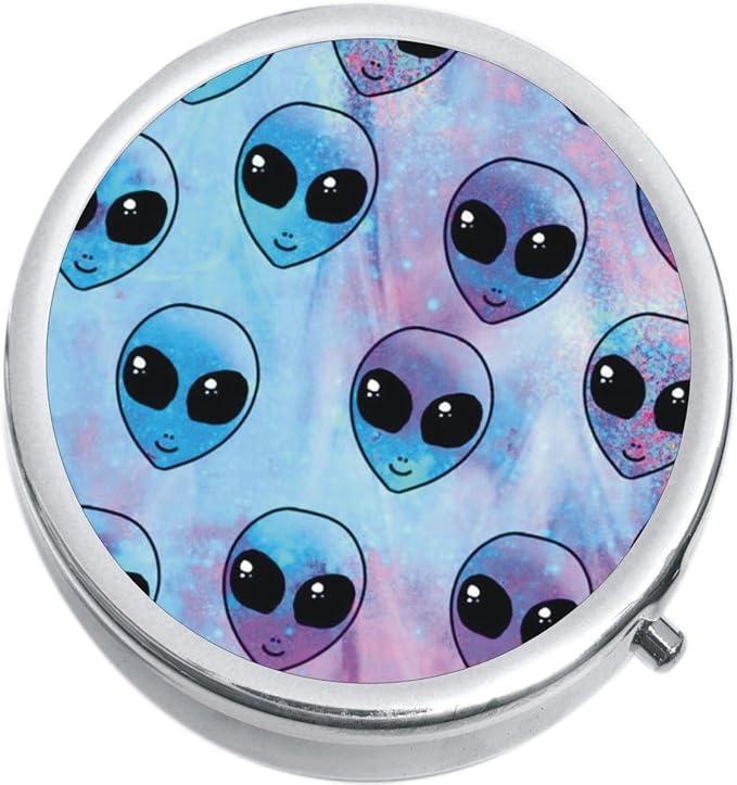 Amazon.com: Alien Heads Medicine Vitamin Compact Pill Box: Health ...