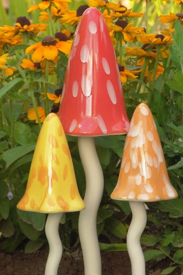Ceramic Toadstools Garden Tinkling Mushrooms Ornaments: Amazon.co.uk ...