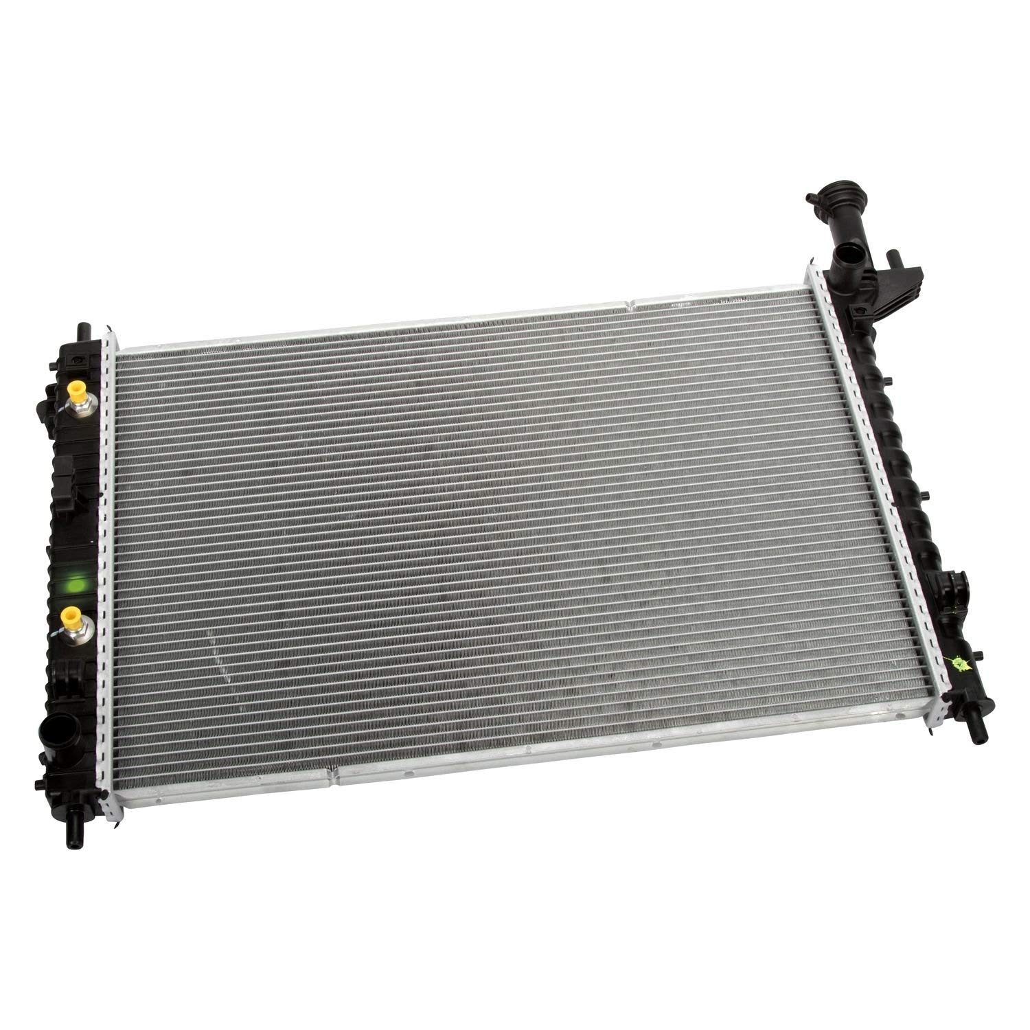 Mua GM Genuine Parts 84079536 Radiator trên Amazon Mỹ chính hãng 2024 ...