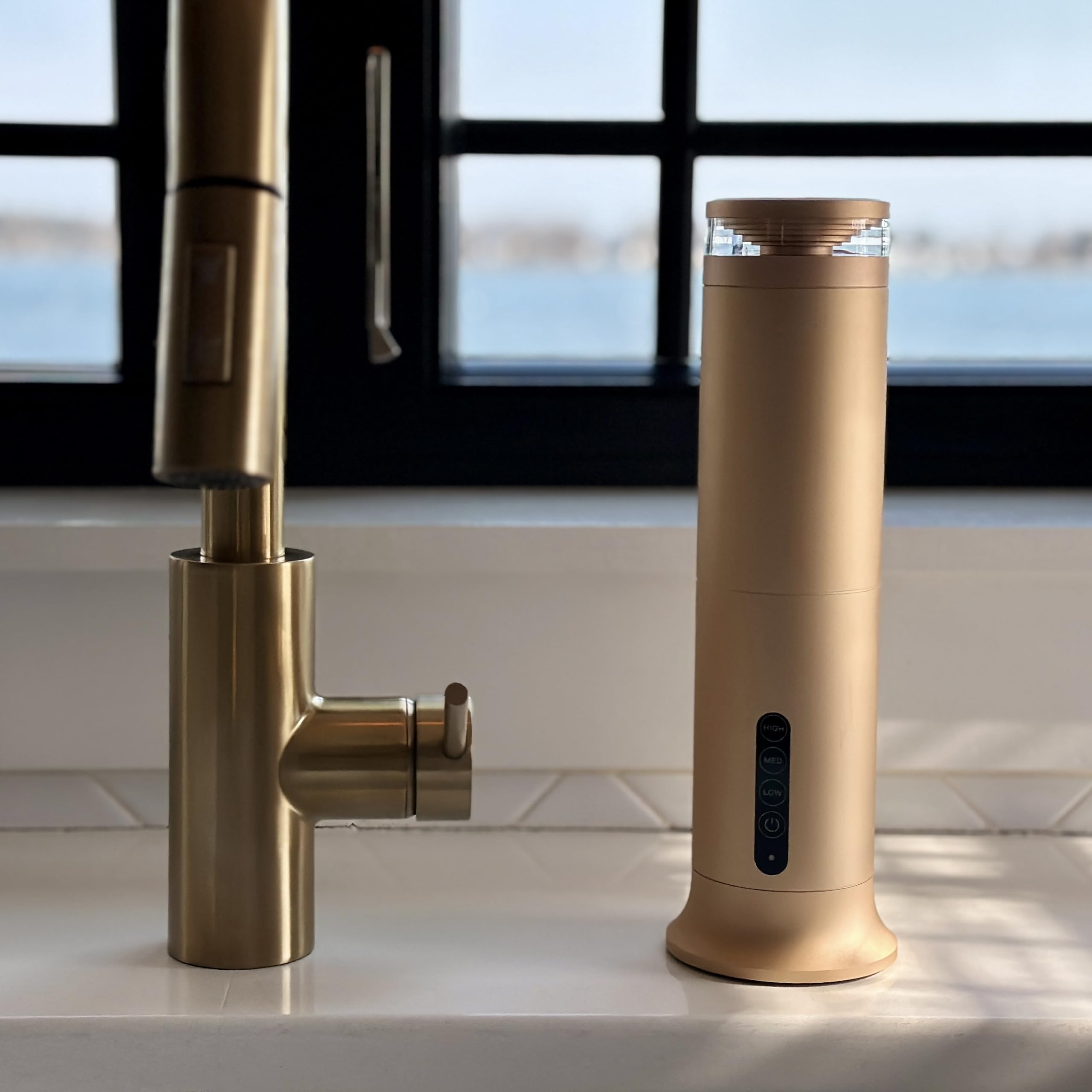 Mua The AirScent Wireless Essential Oil Diffuser - Waterless Diffuser ...