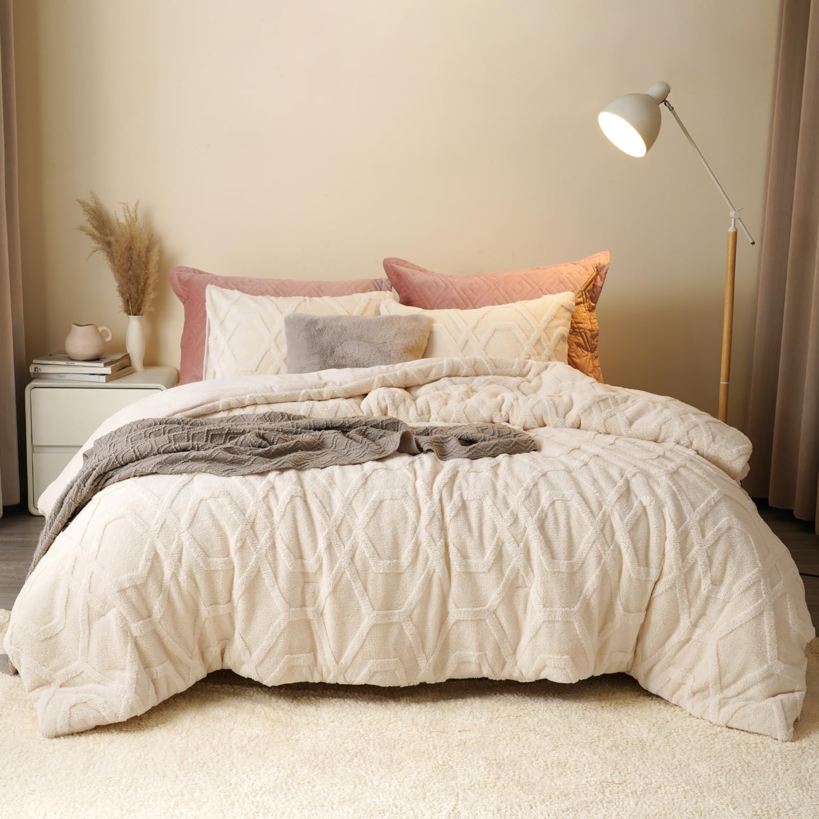 PHF Warm Sherpa Fleece Queen Comforter Set, 3D Tufted Fluffy Cream ...