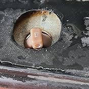 Amazon.com: Rexka 30pcs Hood Weatherstrip Retainer Clip for Mitsubishi ...