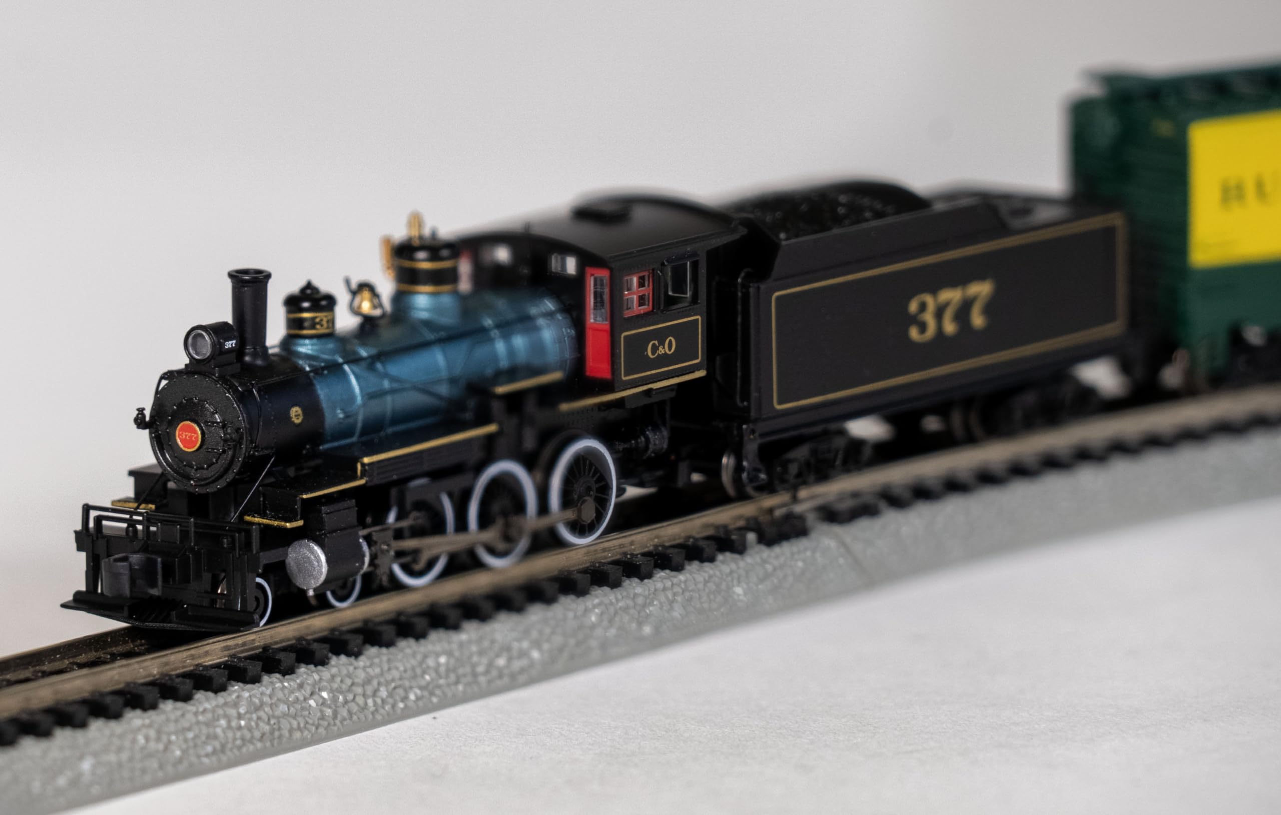 Mua Bachmann Trains - Trailblazer Ready To Run 60 Piece Electric Train ...