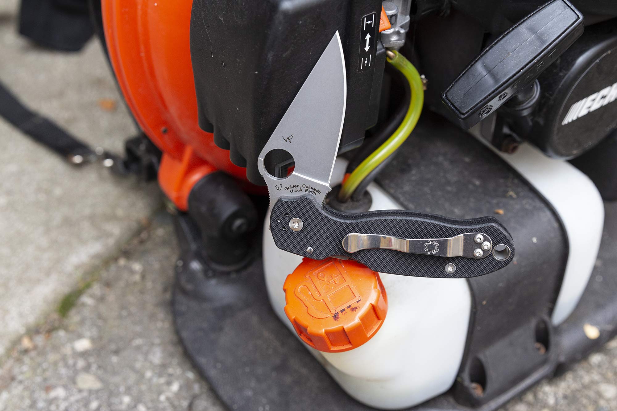 Spyderco Para 3 Signature Folding Knife with 2.95" Black Stainless ...