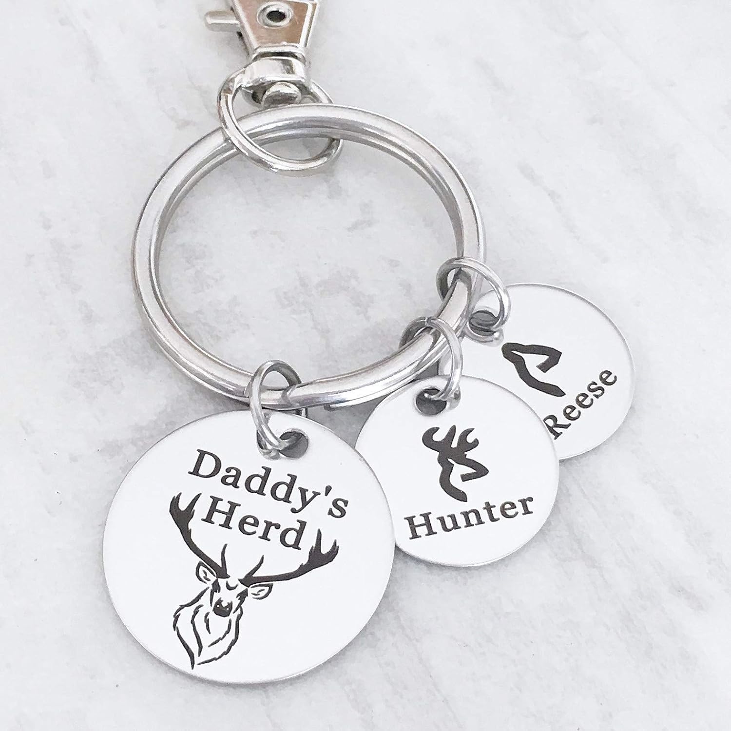 Amazon.com: Daddy's Herd Deer Hunting Keychain Dad Gift Personalized ...