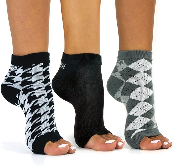 Freetoes Toeless Socks- 3 Pairs.1-Black, 1-Argyle, 1 Houndstooth at ...
